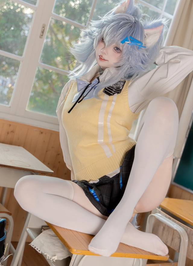 纸悦Etsu_ko写真合集下载：二次元世界的耀眼Cosplay星 – PBS色彩世界